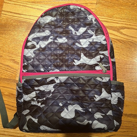Iscream | Accessories | Iscream Backpack Excellent Condition Blue Camo ...